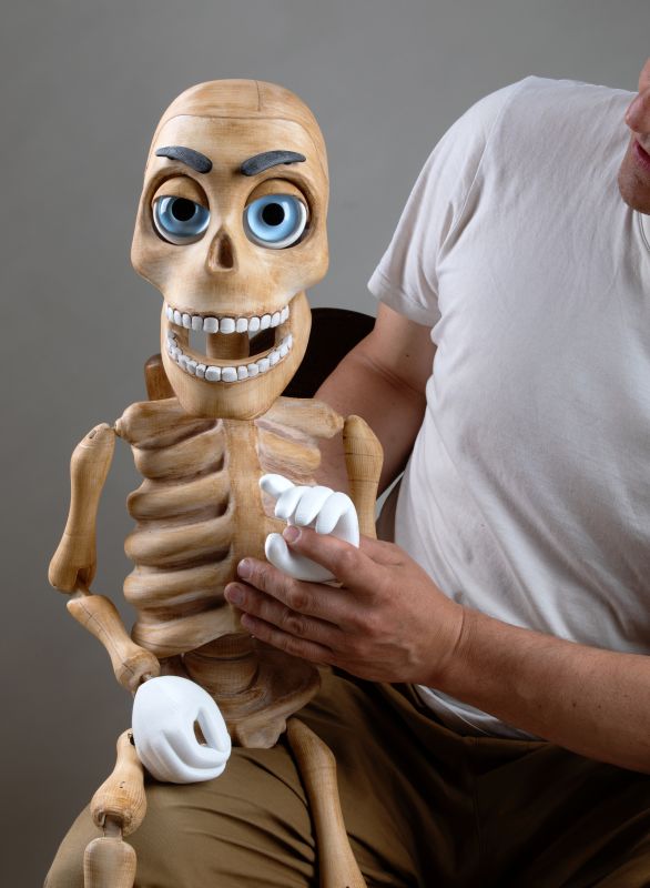 Donnie - The ultimate ventriloguist puppet skeleton | Marionettes.cz