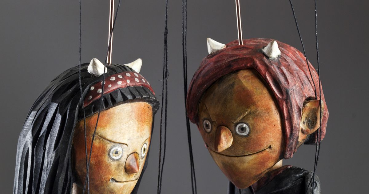 Superstars Devils - a cute devilish couple of hand-carved string ...